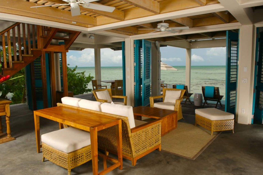 Best Belize Overwater Bungalows in 2025 – tripbirdie.com